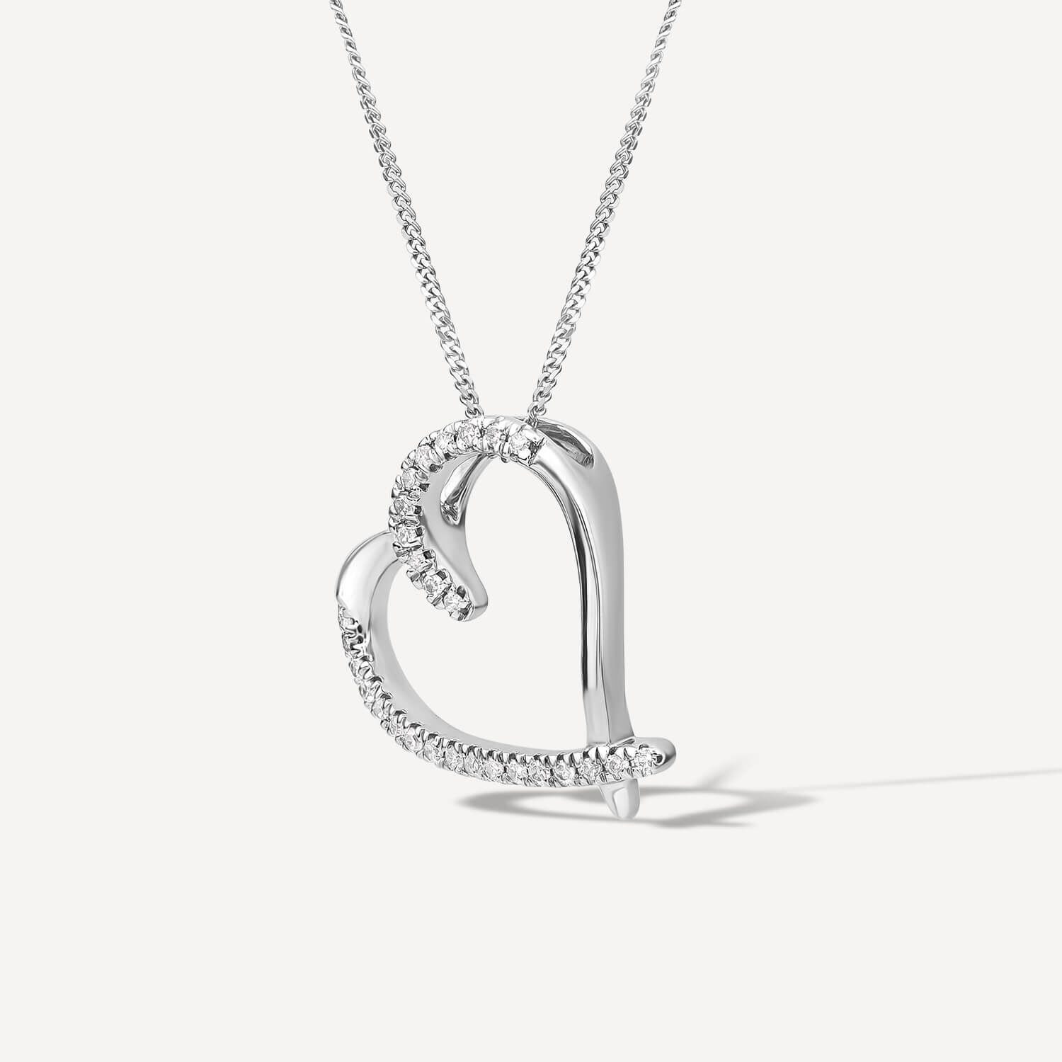 White Gold Necklaces Fields